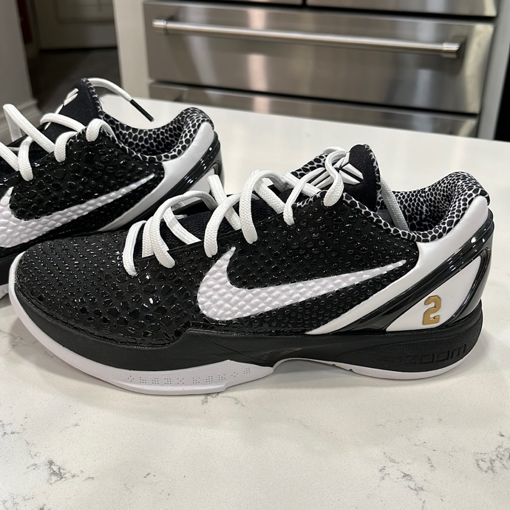 Kobe Vi Protro Shoes - Gem